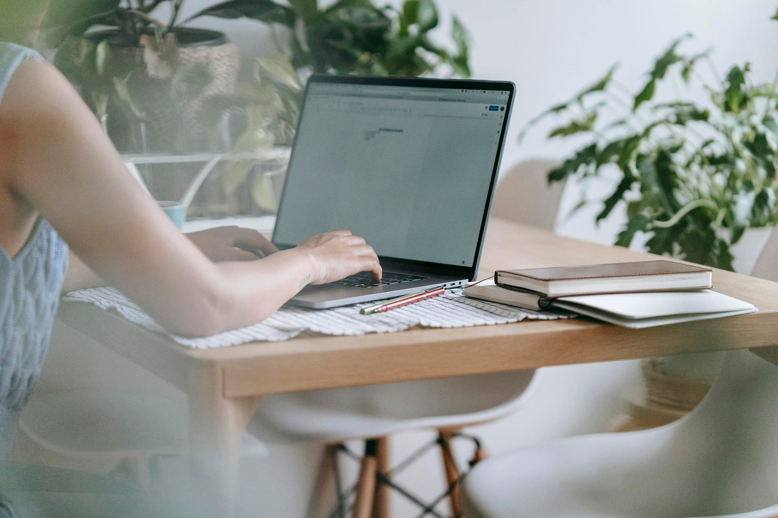 ClearMind Digital Reset | Digital Decluttering for Midlife Women ...